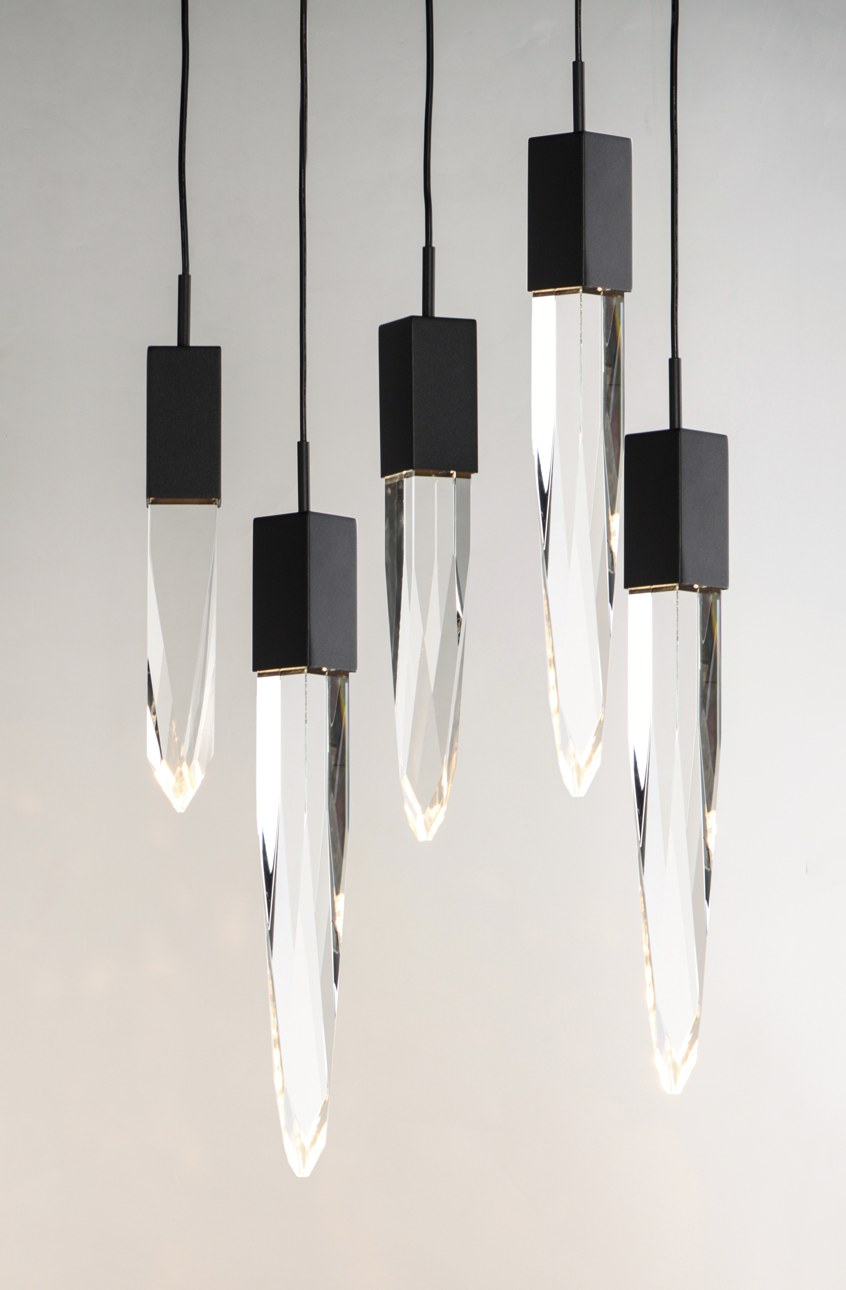 Quartz LED 5-Light Pendant