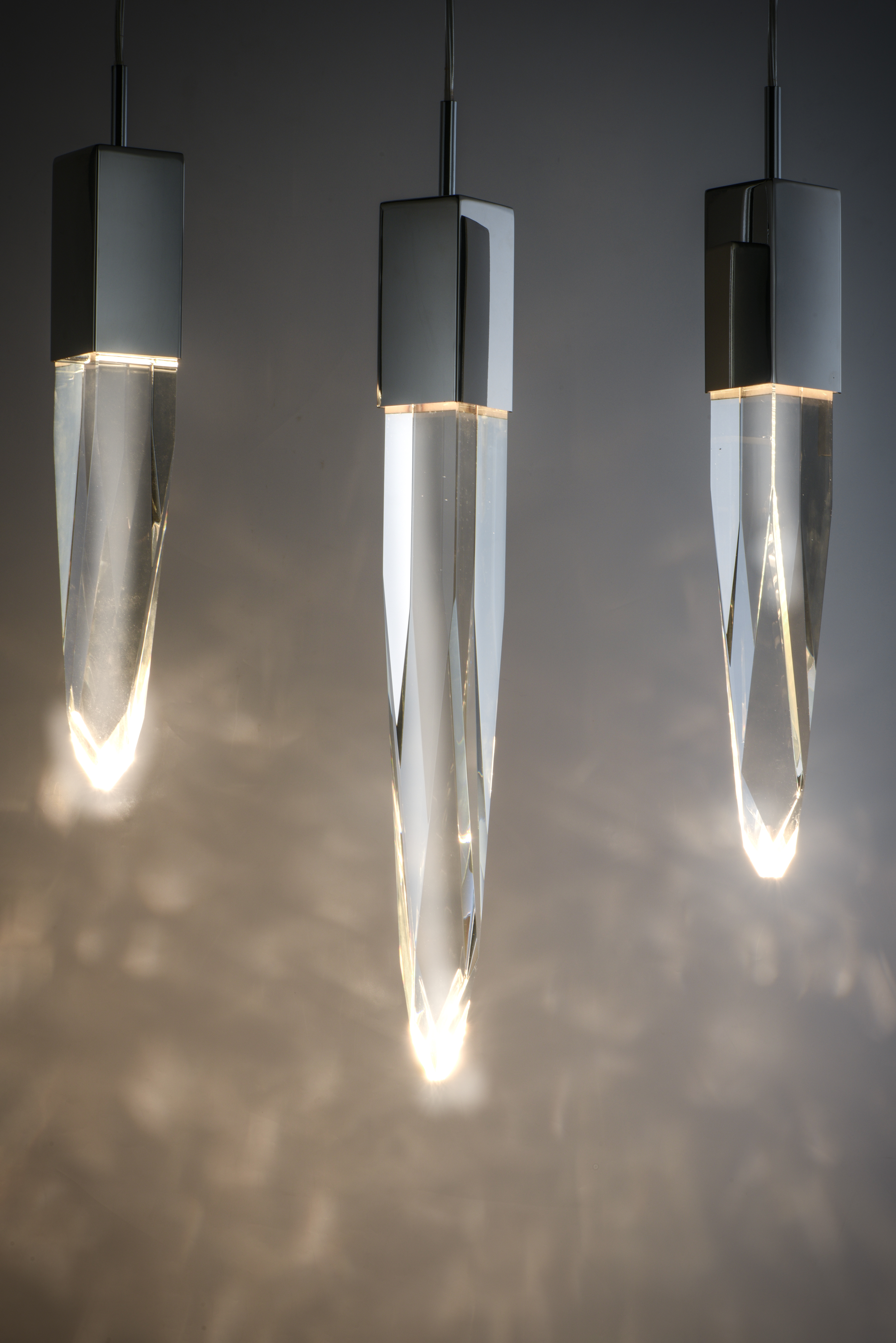Quartz LED 5-Light Pendant