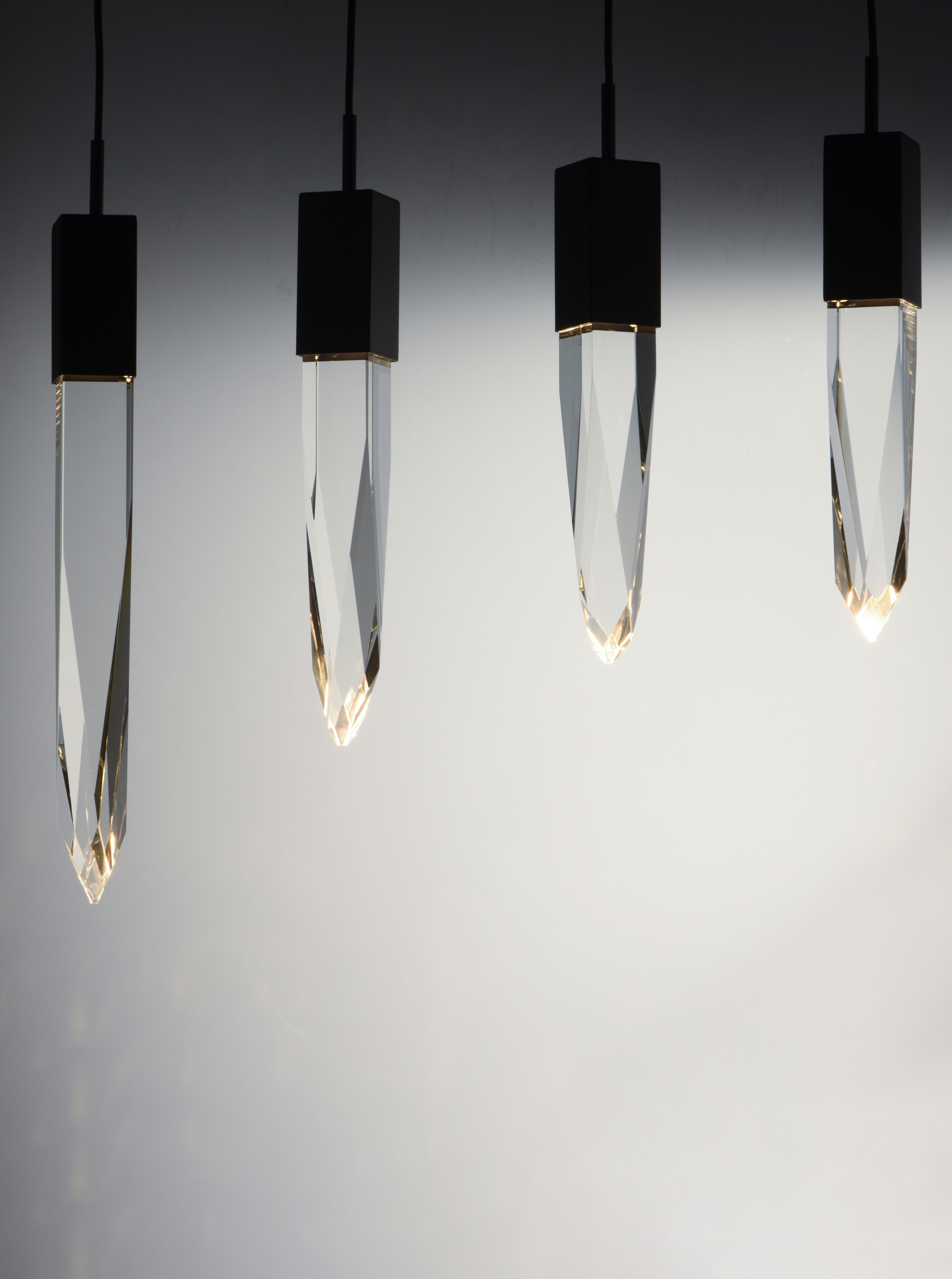 Quartz LED 6-Light Pendant