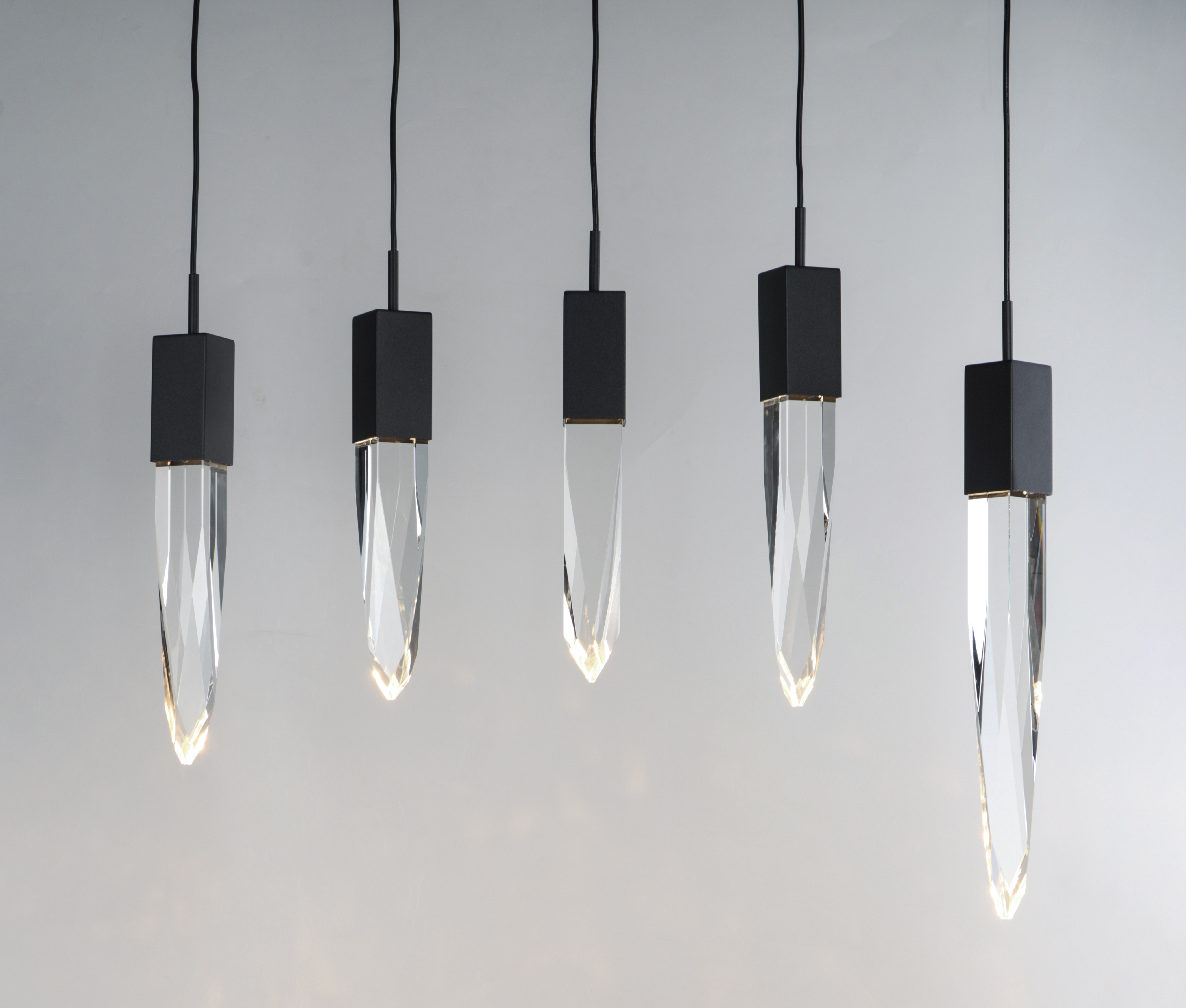 Quartz LED 6-Light Pendant